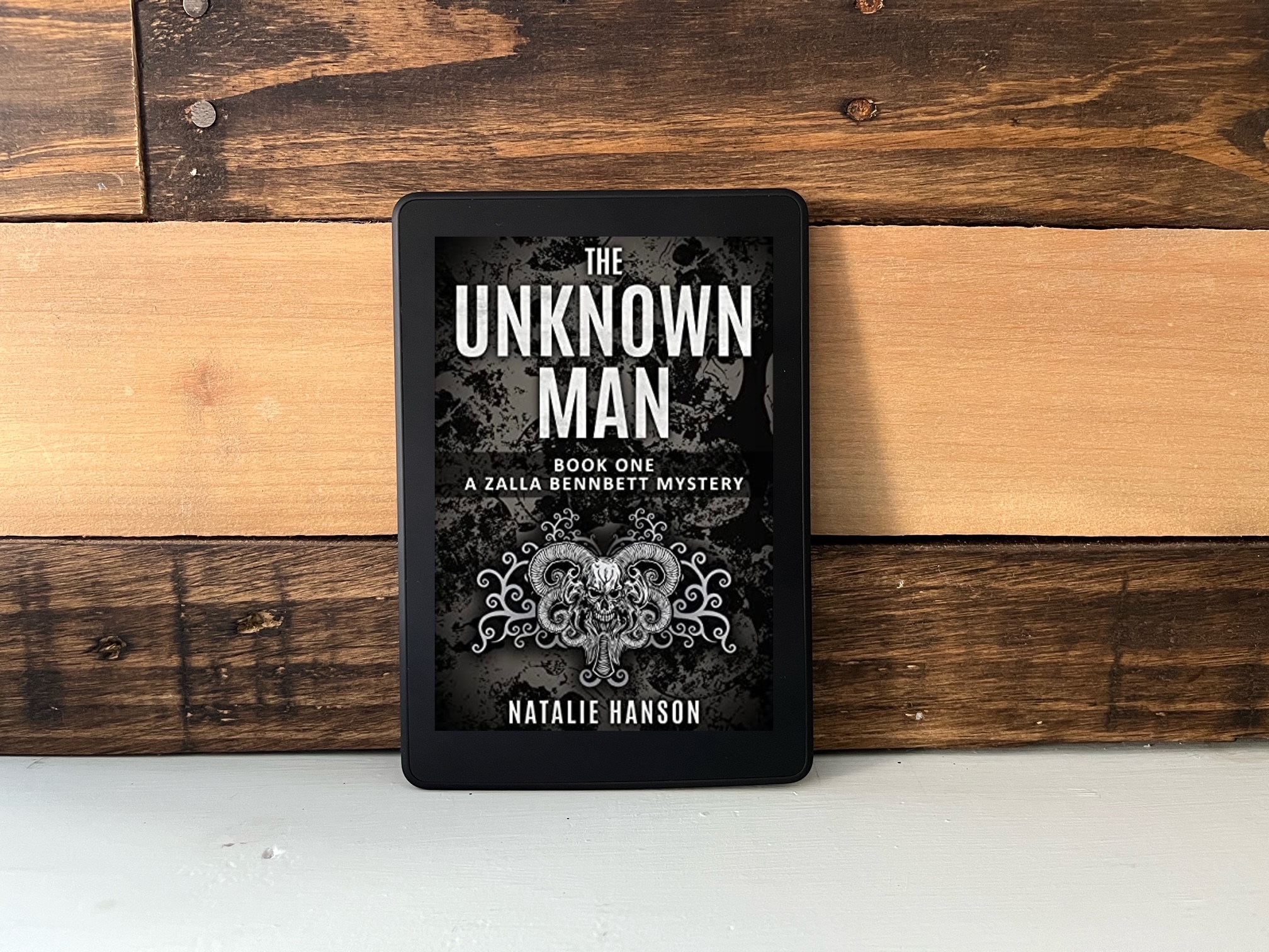 [Book Review] The Unknown Man by Natalie Hanson - Erica Robyn Reads